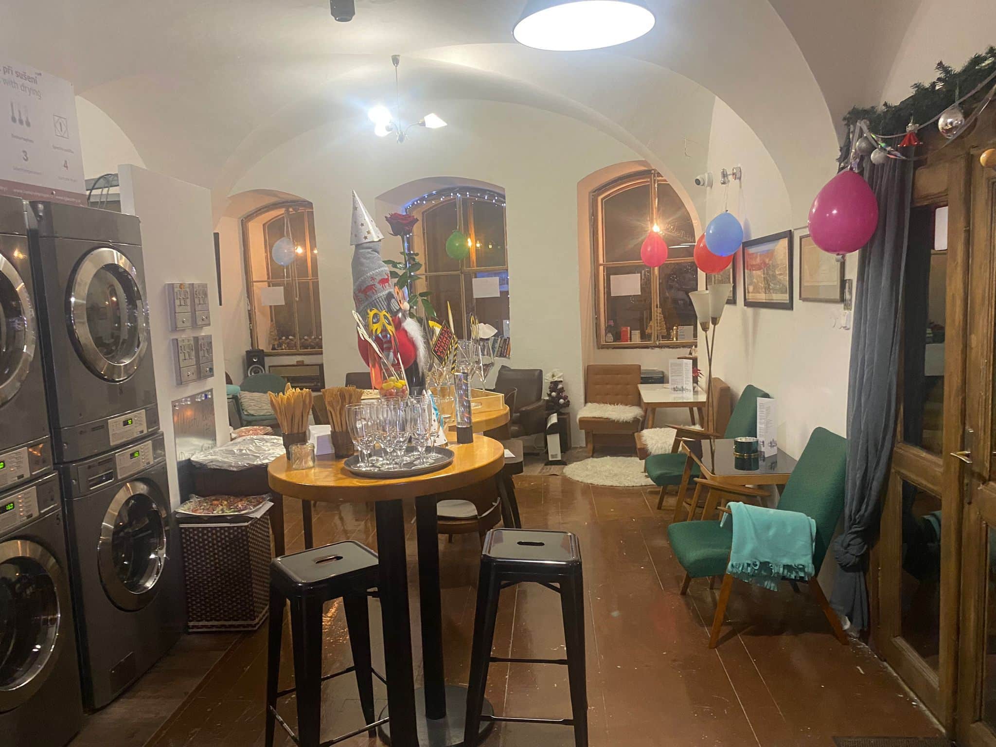 The Laundry and Wine Bar – LG Pro Laundry